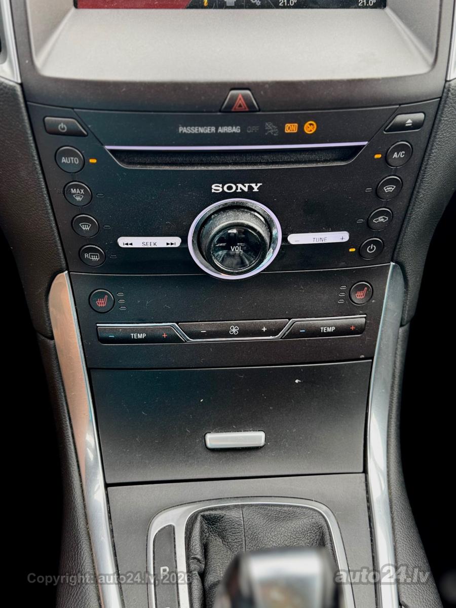Grey Ford S-Max 2017 in Tallinn, with an engine capacity of 2.00 L and mileage of 434 thousand km for 6789 €, photo 20 on AUTOMOTO.COM.LV