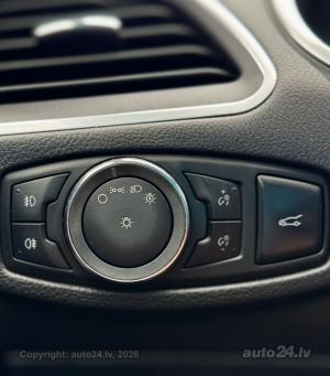Grey Ford S-Max 2017 in Tallinn, with an engine capacity of 2.00 L and mileage of 434 thousand km for 6789 €, photo 25 on AUTOMOTO.COM.LV