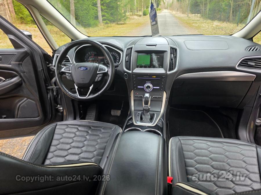 Pelēks Ford S-Max 2018 Pērnava, ar dzinēja tilpumu 2.00 L un nobraukumu 152 tūkst. km par 12999 €, foto 24 vietnē AUTOMOTO.COM.LV