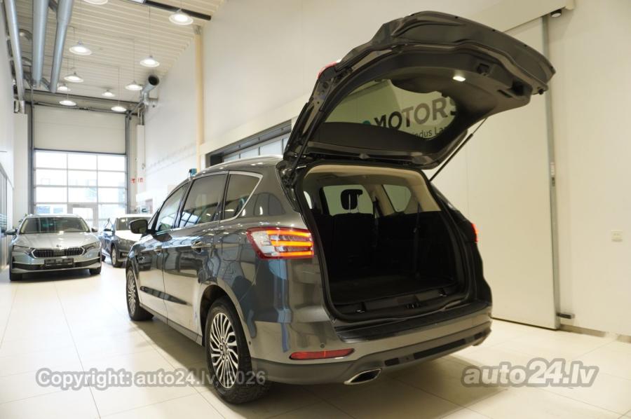 Pelēks Ford S-Max 2019 Tallina, ar dzinēja tilpumu 2.00 L un nobraukumu 147 tūkst. km par 13900 €, foto 7 vietnē AUTOMOTO.COM.LV