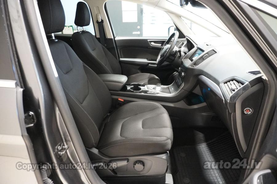 Pelēks Ford S-Max 2019 Tallina, ar dzinēja tilpumu 2.00 L un nobraukumu 147 tūkst. km par 13900 €, foto 16 vietnē AUTOMOTO.COM.LV