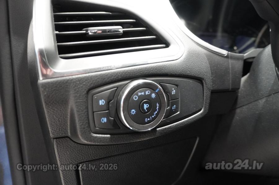 Pelēks Ford S-Max 2019 Tallina, ar dzinēja tilpumu 2.00 L un nobraukumu 147 tūkst. km par 13900 €, foto 17 vietnē AUTOMOTO.COM.LV