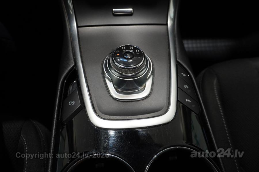 Pelēks Ford S-Max 2019 Tallina, ar dzinēja tilpumu 2.00 L un nobraukumu 147 tūkst. km par 13900 €, foto 19 vietnē AUTOMOTO.COM.LV