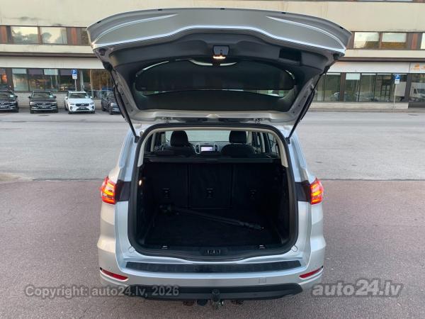 Pelēks Ford S-Max 2020 Tallina, ar dzinēja tilpumu 2.00 L un nobraukumu 180 tūkst. km par 13900 €, foto 10 vietnē AUTOMOTO.COM.LV