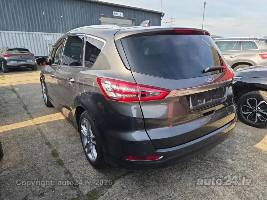 Pelēks Ford S-Max 2022 Tallina, ar dzinēja tilpumu 2.00 L un nobraukumu 175 tūkst. km par 16490 €, foto 3 vietnē AUTOMOTO.COM.LV