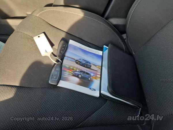 Pelēks Ford S-Max 2022 Tallina, ar dzinēja tilpumu 2.00 L un nobraukumu 175 tūkst. km par 16490 €, foto 10 vietnē AUTOMOTO.COM.LV