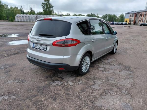 Ford S-Max 2010 in Talsi, with an engine capacity of 2.00 L and mileage of 305 thousand km for 3850 €, photo 4 on AUTOMOTO.COM.LV