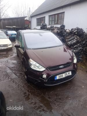 Ford S-Max 2011 Pērnava, ar dzinēja tilpumu 20.00 L un nobraukumu 375 tūkst. km par 2900 €, foto  vietnē AUTOMOTO.COM.LV