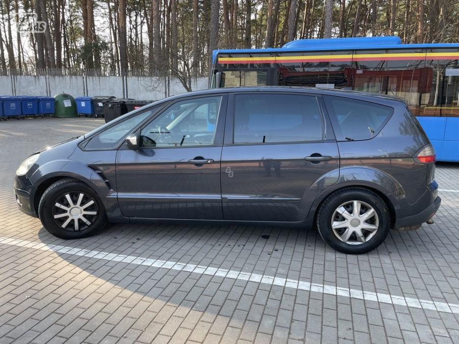 Ford S-Max 2006 in Alytus, with an engine capacity of 2.00 L and mileage of 300 thousand km for 2300 €, photo 3 on AUTOMOTO.COM.LV