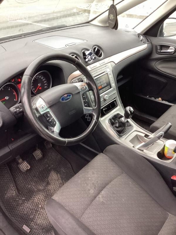 Ford S-Max 2006 Kauņa, ar dzinēja tilpumu 2.00 L un nobraukumu 422 tūkst. km par 1999 €, foto 4 vietnē AUTOMOTO.COM.LV