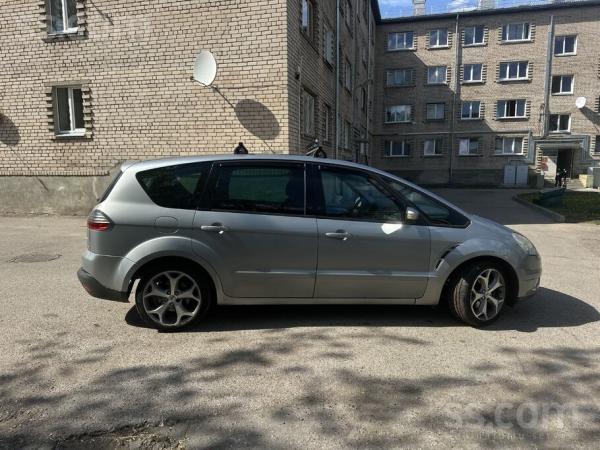 Ford S-Max 2006 Daugavpils, ar dzinēja tilpumu 1.80 L un nobraukumu 276 tūkst. km par 3400 €, foto 4 vietnē AUTOMOTO.COM.LV