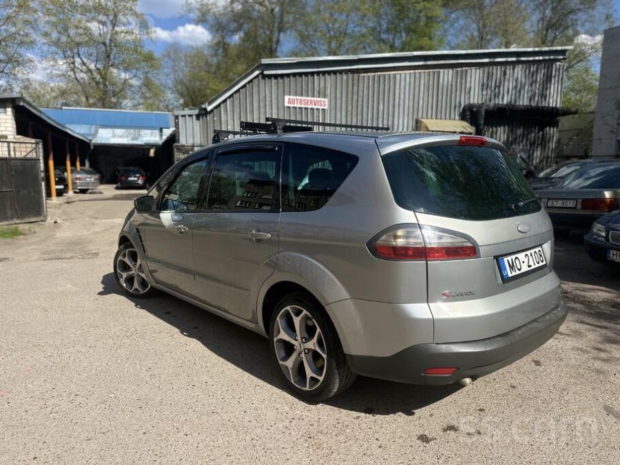Ford S-Max 2006 Daugavpils, ar dzinēja tilpumu 1.80 L un nobraukumu 276 tūkst. km par 3400 €, foto 7 vietnē AUTOMOTO.COM.LV
