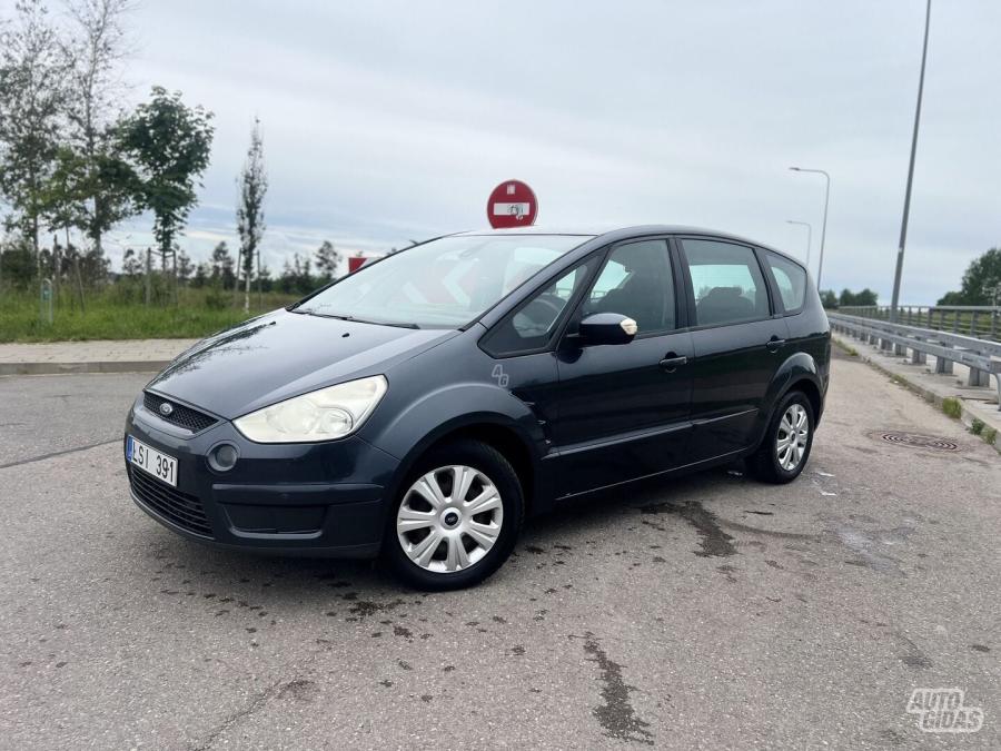 Ford S-Max 2006 in Vilnius, with an engine capacity of 1.90 L and mileage of 355 thousand km for 1400 €, photo 4 on AUTOMOTO.COM.LV