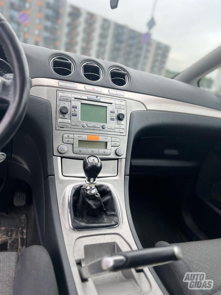 Ford S-Max 2006 in Vilnius, with an engine capacity of 1.90 L and mileage of 355 thousand km for 1400 €, photo 12 on AUTOMOTO.COM.LV