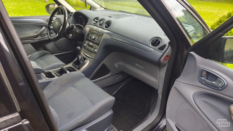 Ford S-Max 2006 in Marijampole, with an engine capacity of 2.00 L and mileage of 237 thousand km for 750 €, photo 15 on AUTOMOTO.COM.LV