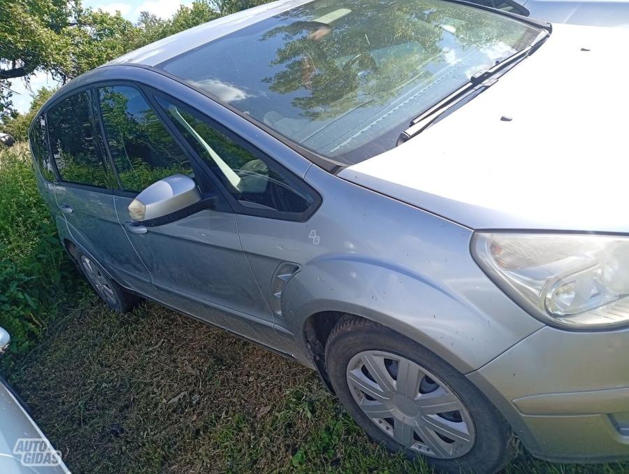 Ford S-Max 2006 in Marijampole, with an engine capacity of 1.80 L and mileage of 350 thousand km for 950 €, photo 4 on AUTOMOTO.COM.LV