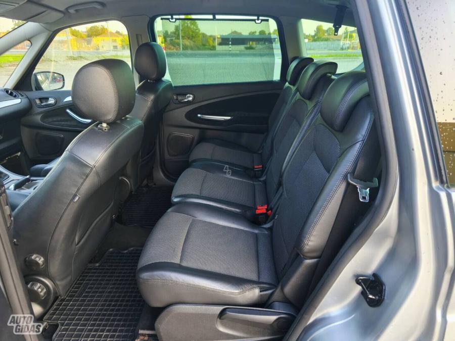 Ford S-Max 2006 Tauragė, ar dzinēja tilpumu 1.80 L un nobraukumu 345 tūkst. km par 1700 €, foto 17 vietnē AUTOMOTO.COM.LV