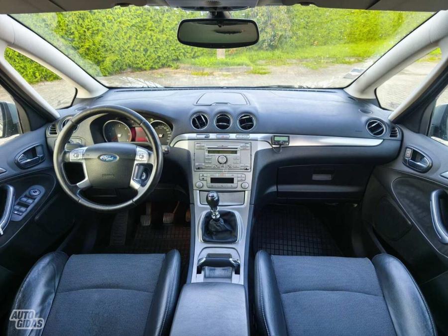 Ford S-Max 2006 Tauragė, ar dzinēja tilpumu 1.80 L un nobraukumu 345 tūkst. km par 1700 €, foto 18 vietnē AUTOMOTO.COM.LV