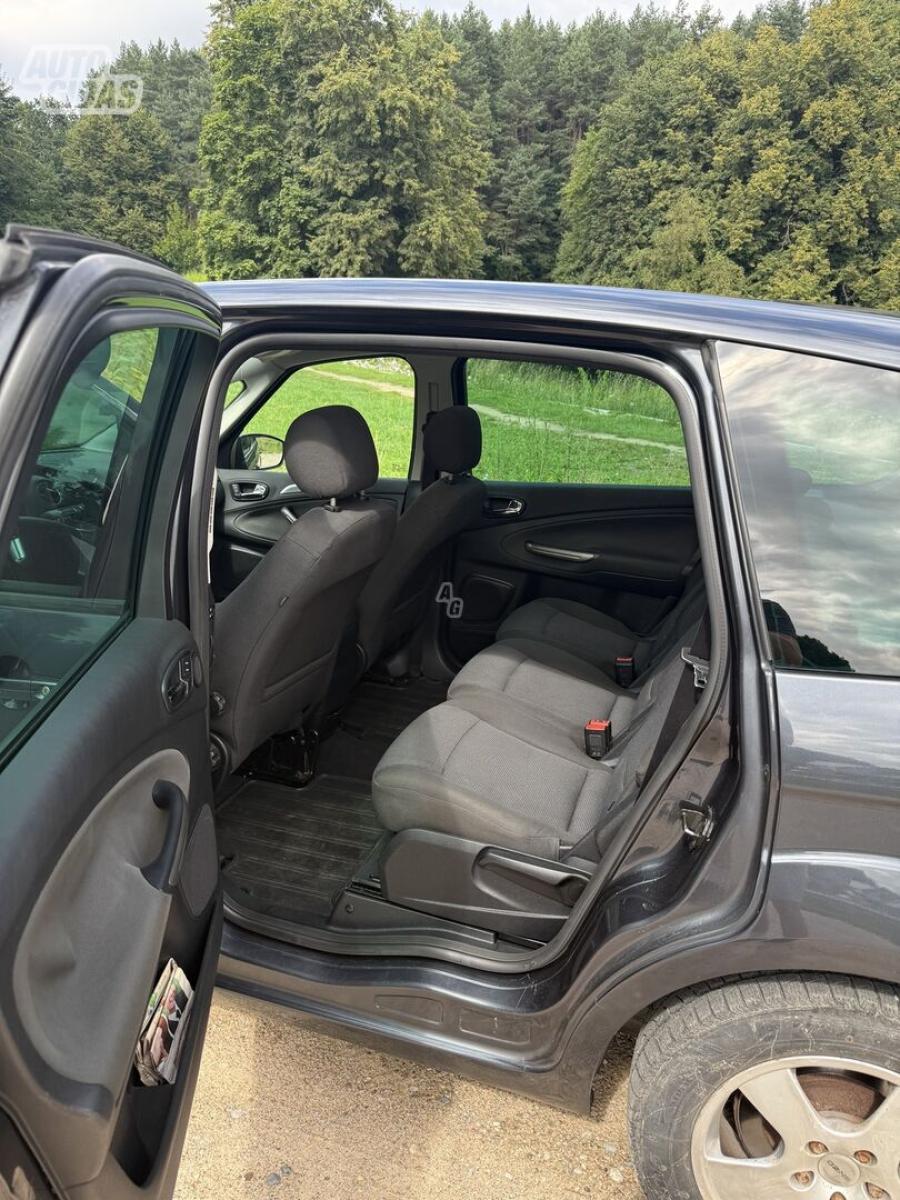 Ford S-Max 2006 in Vilnius, with an engine capacity of 2.00 L and mileage of 280 thousand km for 2000 €, photo 7 on AUTOMOTO.COM.LV