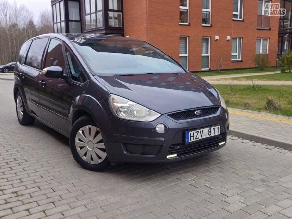 Ford S-Max 2007 in Vilnius, with an engine capacity of 2.00 L and mileage of 295 thousand km for 2350 €, photo 1 on AUTOMOTO.COM.LV
