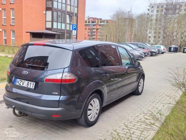 Ford S-Max 2007 in Vilnius, with an engine capacity of 2.00 L and mileage of 295 thousand km for 2350 €, photo 5 on AUTOMOTO.COM.LV