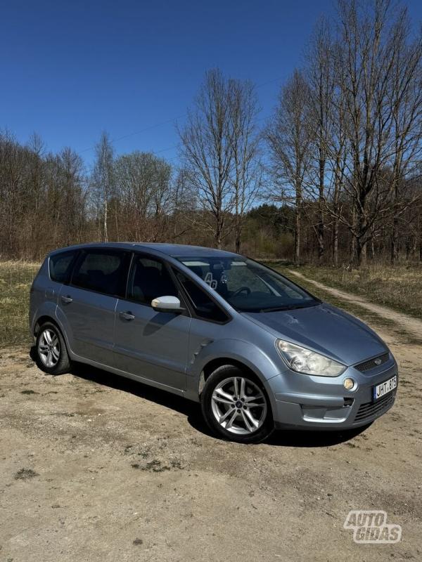 Ford S-Max 2007 Šauļi, ar dzinēja tilpumu 1.80 L un nobraukumu 250 tūkst. km par 1250 €, foto 2 vietnē AUTOMOTO.COM.LV