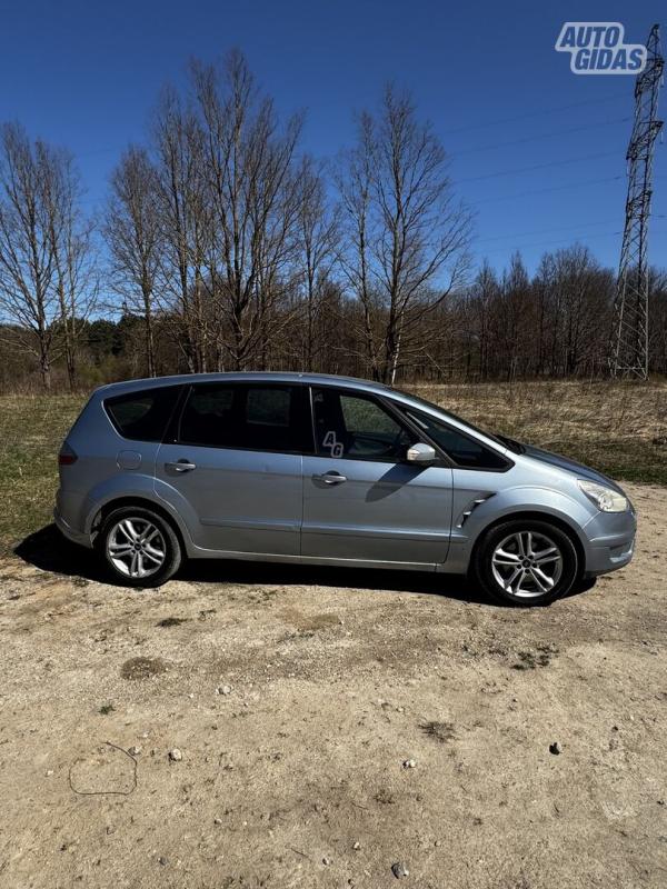 Ford S-Max 2007 Šauļi, ar dzinēja tilpumu 1.80 L un nobraukumu 250 tūkst. km par 1250 €, foto 4 vietnē AUTOMOTO.COM.LV