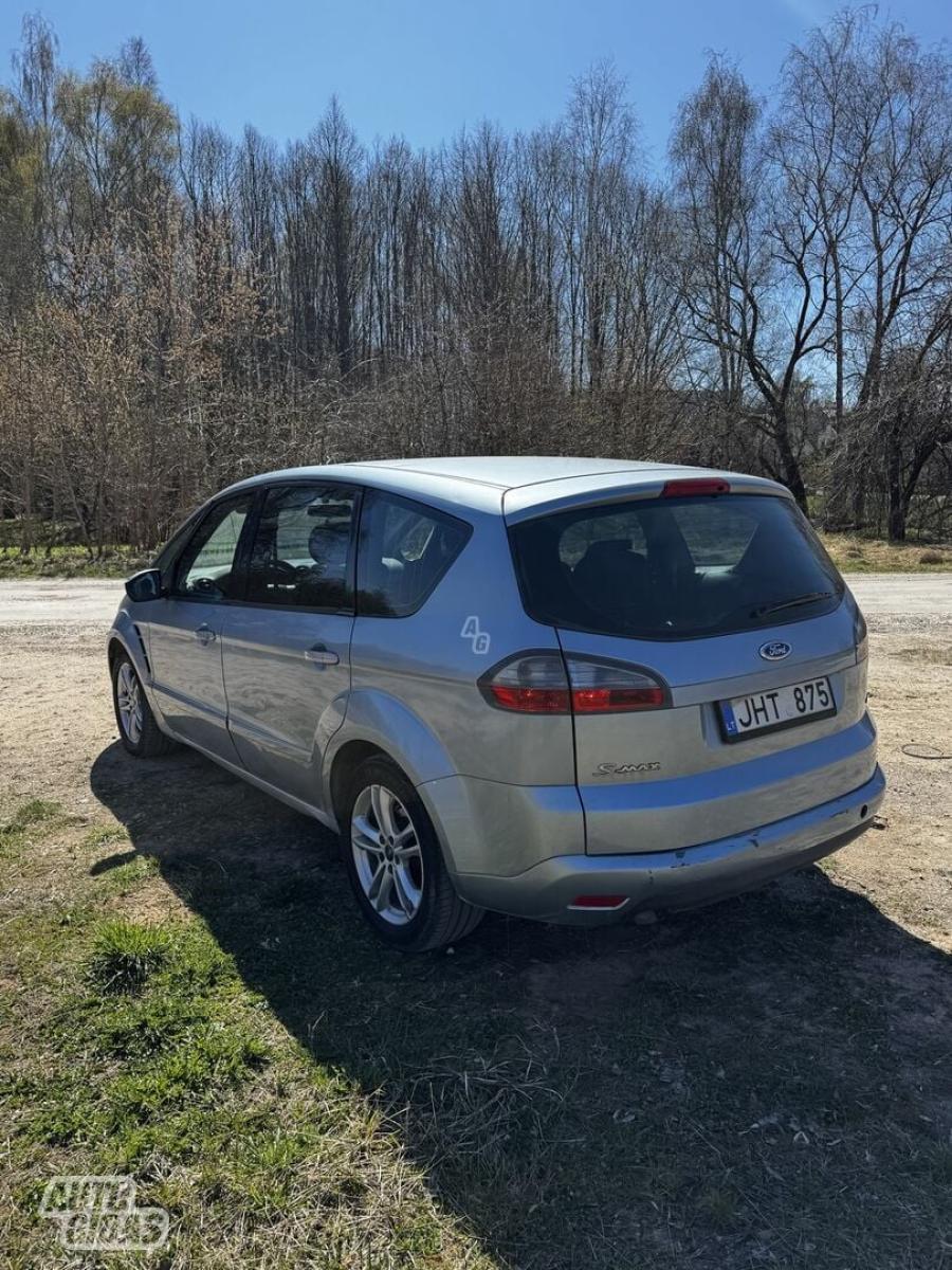 Ford S-Max 2007 in Siauliai, with an engine capacity of 1.80 L and mileage of 250 thousand km for 1250 €, photo 7 on AUTOMOTO.COM.LV