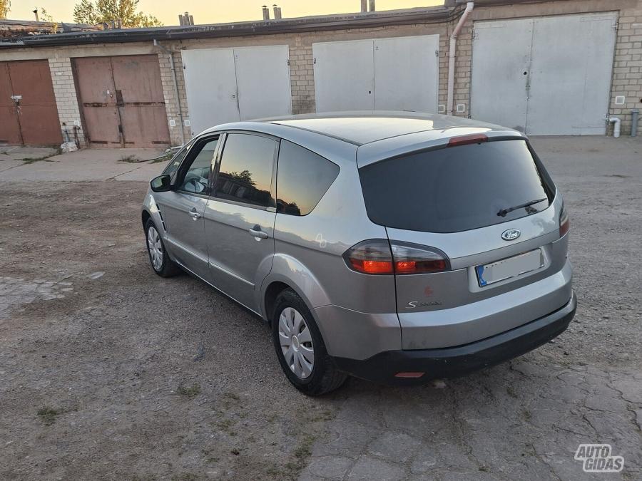 Ford S-Max 2007 Šauļi, ar dzinēja tilpumu 1.80 L un nobraukumu 3 tūkst. km par 1750 €, foto 5 vietnē AUTOMOTO.COM.LV
