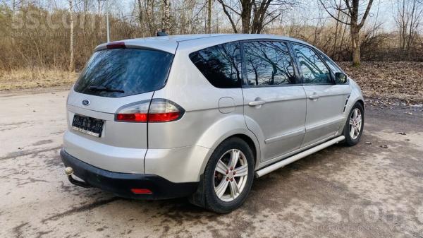Ford S-Max 2007 Rīga, ar dzinēja tilpumu 1.80 L un nobraukumu 0 tūkst. km par 2390 €, foto 4 vietnē AUTOMOTO.COM.LV