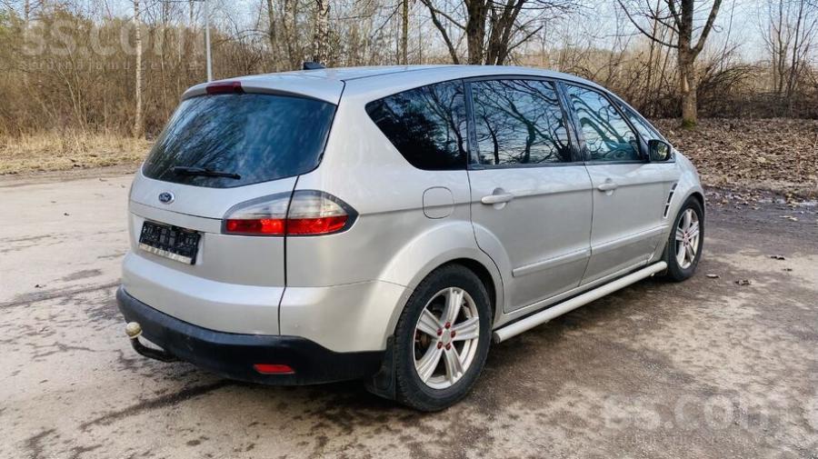 Ford S-Max 2007 Rīga, ar dzinēja tilpumu 1.80 L un nobraukumu 0 tūkst. km par 2390 €, foto 5 vietnē AUTOMOTO.COM.LV