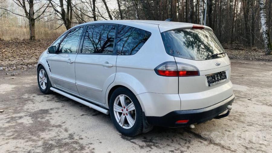 Ford S-Max 2007 Rīga, ar dzinēja tilpumu 1.80 L un nobraukumu 0 tūkst. km par 2390 €, foto 6 vietnē AUTOMOTO.COM.LV