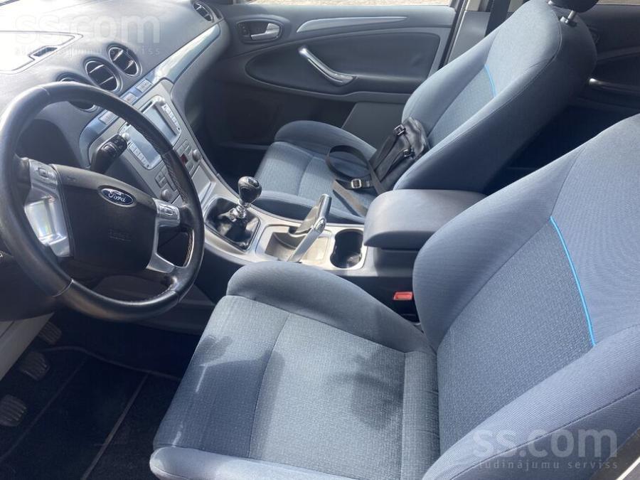 Ford S-Max 2007 in Rezekne, with an engine capacity of 1.80 L and mileage of 0 thousand km for 3250 €, photo 13 on AUTOMOTO.COM.LV
