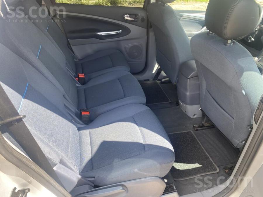Ford S-Max 2007 in Rezekne, with an engine capacity of 1.80 L and mileage of 0 thousand km for 3250 €, photo 11 on AUTOMOTO.COM.LV