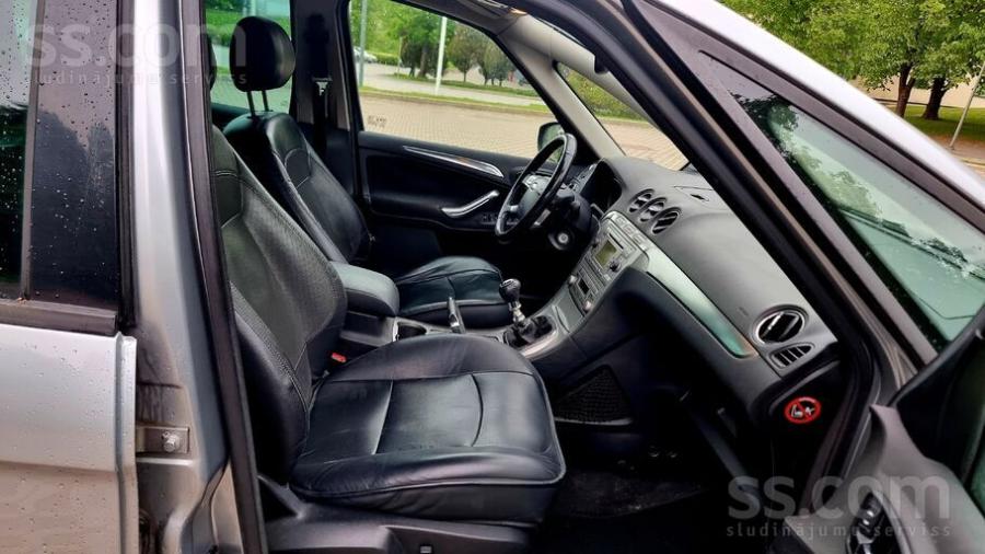 Ford S-Max 2007 in Cesis, with an engine capacity of 1.80 L and mileage of 416 thousand km for 2050 €, photo 14 on AUTOMOTO.COM.LV