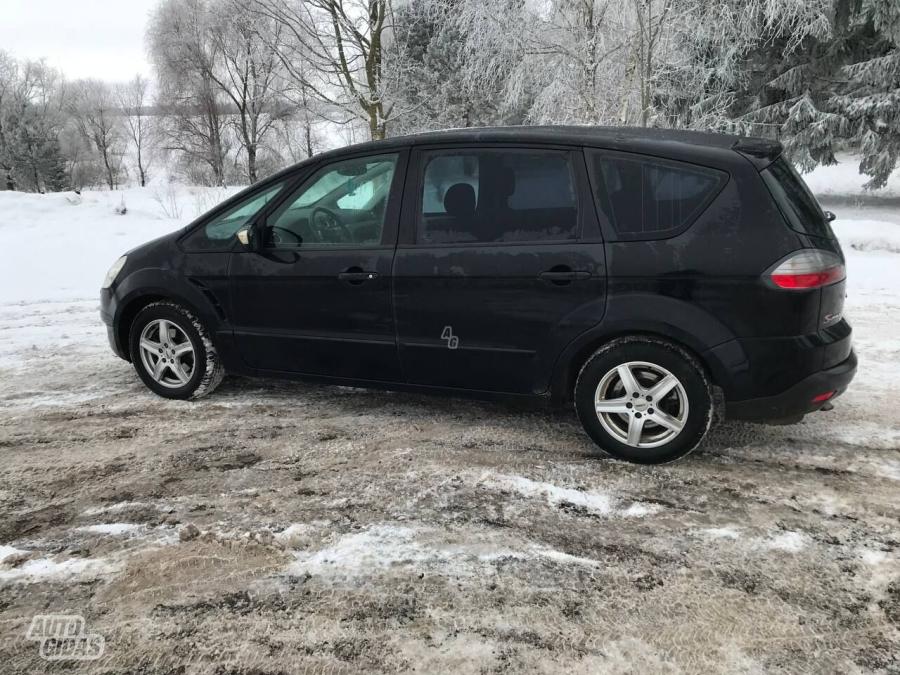 Ford S-Max 2007 Biržai, ar dzinēja tilpumu 1.80 L un nobraukumu 245 tūkst. km par 1550 €, foto 4 vietnē AUTOMOTO.COM.LV