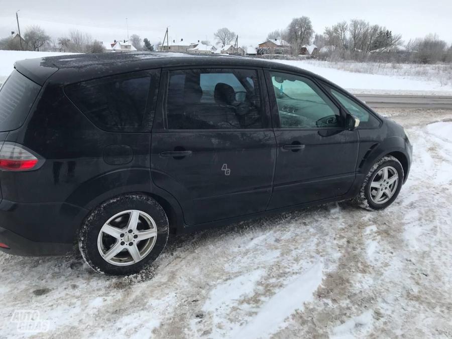 Ford S-Max 2007 Biržai, ar dzinēja tilpumu 1.80 L un nobraukumu 245 tūkst. km par 1550 €, foto 5 vietnē AUTOMOTO.COM.LV