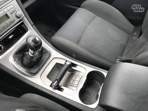Ford S-Max 2007 in Birzai, with an engine capacity of 1.80 L and mileage of 245 thousand km for 1550 €, photo 7 on AUTOMOTO.COM.LV