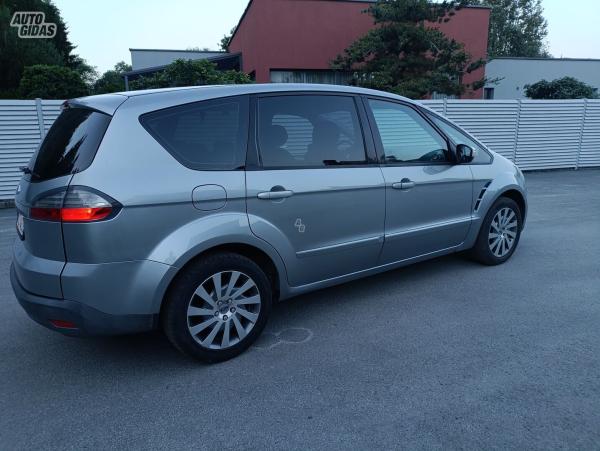 Ford S-Max 2007 Panevēža, ar dzinēja tilpumu 2.00 L un nobraukumu 256 tūkst. km par 3050 €, foto 4 vietnē AUTOMOTO.COM.LV