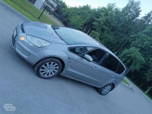 Ford S-Max 2007 in Panevezys, with an engine capacity of 2.00 L and mileage of 256 thousand km for 3050 €, photo 15 on AUTOMOTO.COM.LV