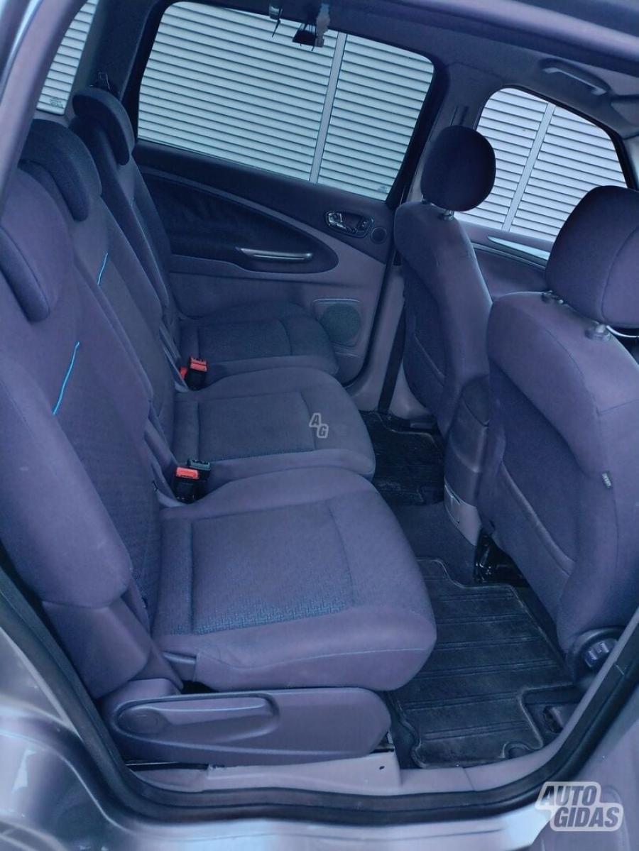 Ford S-Max 2007 in Panevezys, with an engine capacity of 2.00 L and mileage of 256 thousand km for 3050 €, photo 20 on AUTOMOTO.COM.LV