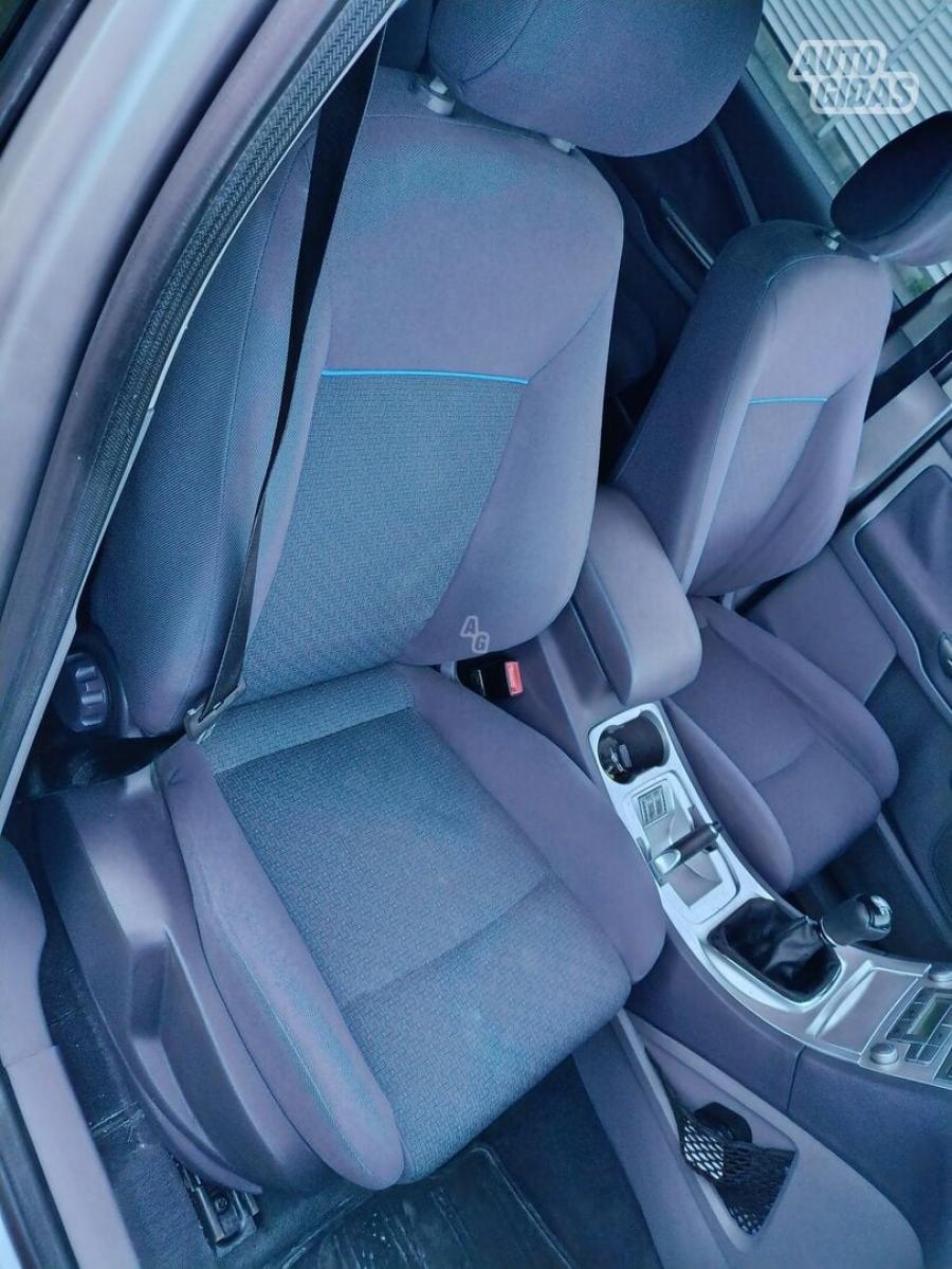 Ford S-Max 2007 in Panevezys, with an engine capacity of 2.00 L and mileage of 256 thousand km for 3050 €, photo 21 on AUTOMOTO.COM.LV
