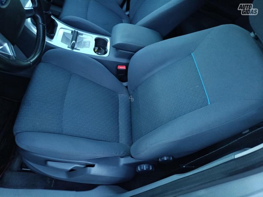 Ford S-Max 2007 in Panevezys, with an engine capacity of 2.00 L and mileage of 256 thousand km for 3050 €, photo 25 on AUTOMOTO.COM.LV
