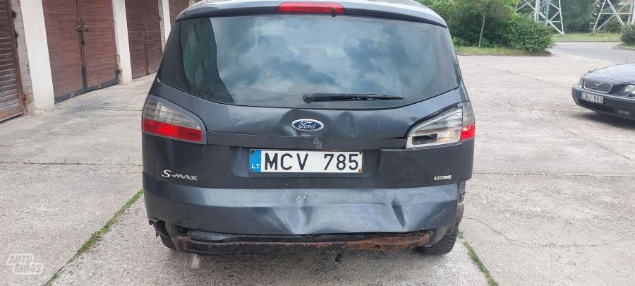 Ford S-Max 2007 in Vilnius, with an engine capacity of 1.80 L and mileage of 340 thousand km for 690 €, photo 6 on AUTOMOTO.COM.LV