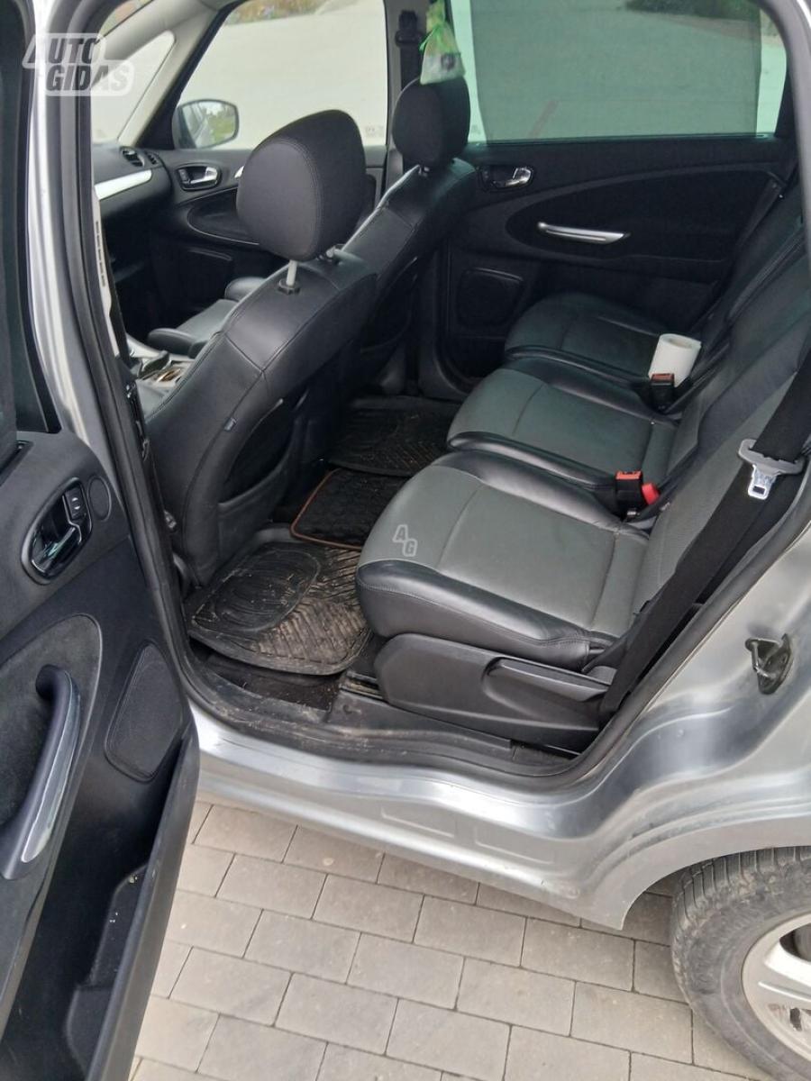 Ford S-Max 2007 in Kaunas, with an engine capacity of 2.00 L and mileage of 288 thousand km for 1750 €, photo 10 on AUTOMOTO.COM.LV