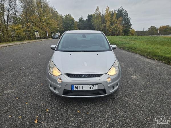 Ford S-Max 2007 Prienai, ar dzinēja tilpumu 2.00 L un nobraukumu 300 tūkst. km par 1950 €, foto 3 vietnē AUTOMOTO.COM.LV