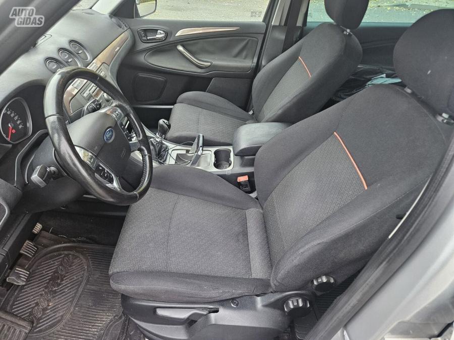 Ford S-Max 2007 in Prienai, with an engine capacity of 2.00 L and mileage of 300 thousand km for 1950 €, photo 6 on AUTOMOTO.COM.LV