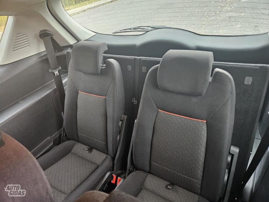 Ford S-Max 2007 in Prienai, with an engine capacity of 2.00 L and mileage of 300 thousand km for 1950 €, photo 11 on AUTOMOTO.COM.LV