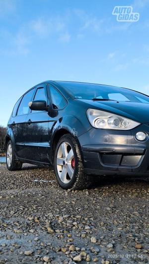 Ford S-Max 2008 Kelmė, ar dzinēja tilpumu 1.80 L un nobraukumu 299 tūkst. km par 1800 €, foto 2 vietnē AUTOMOTO.COM.LV