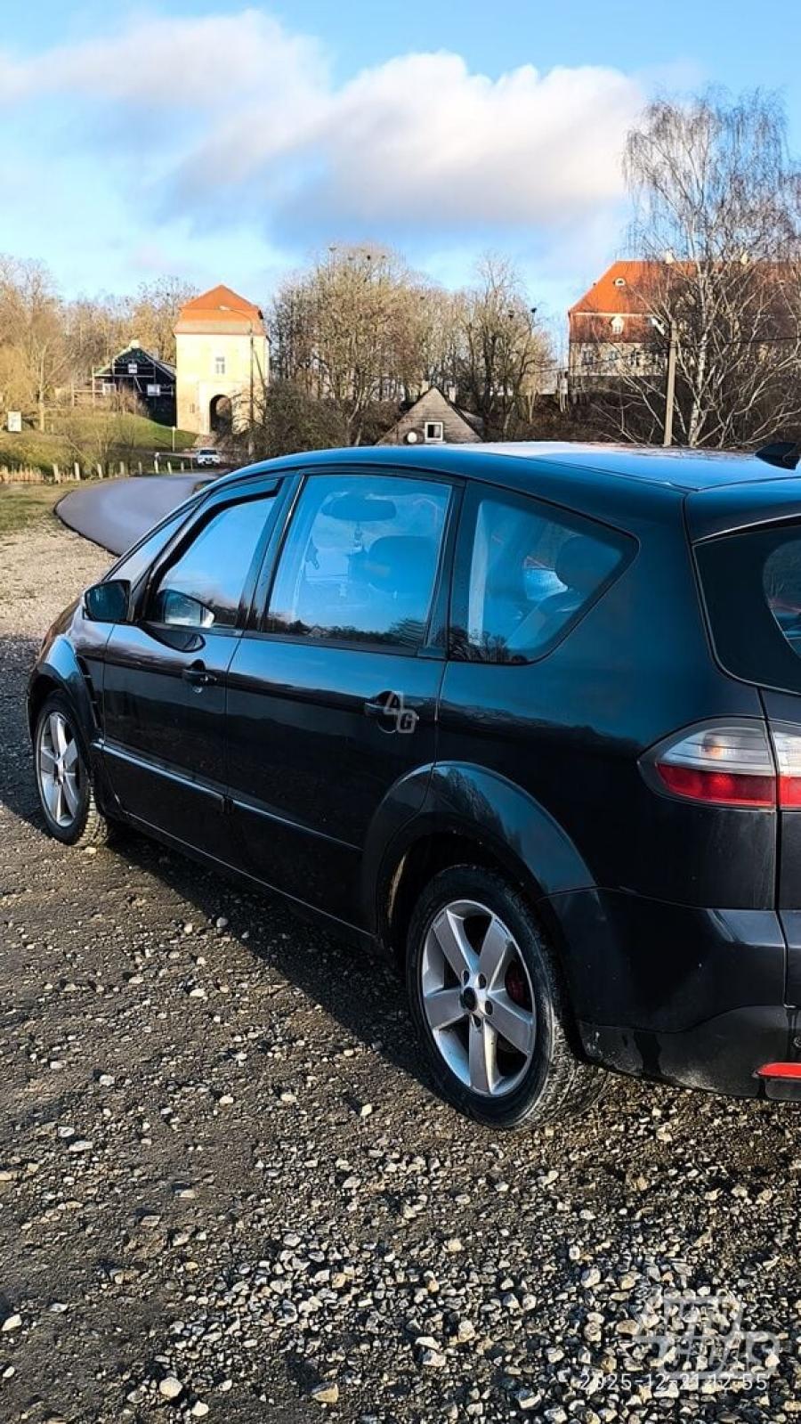 Ford S-Max 2008 Kelmė, ar dzinēja tilpumu 1.80 L un nobraukumu 299 tūkst. km par 1800 €, foto 5 vietnē AUTOMOTO.COM.LV